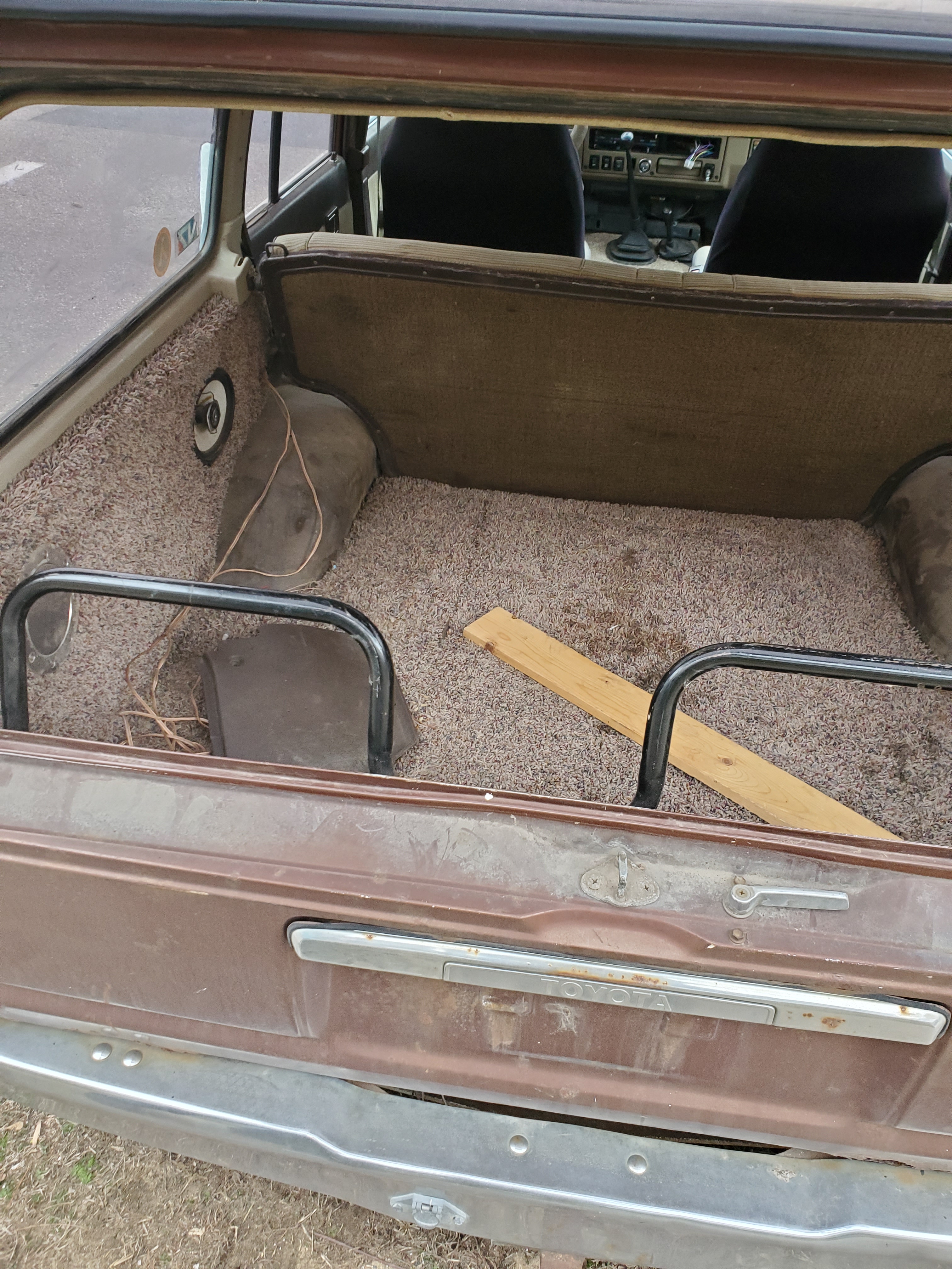 Putting the Roll in Rolling Turd – Hallout
